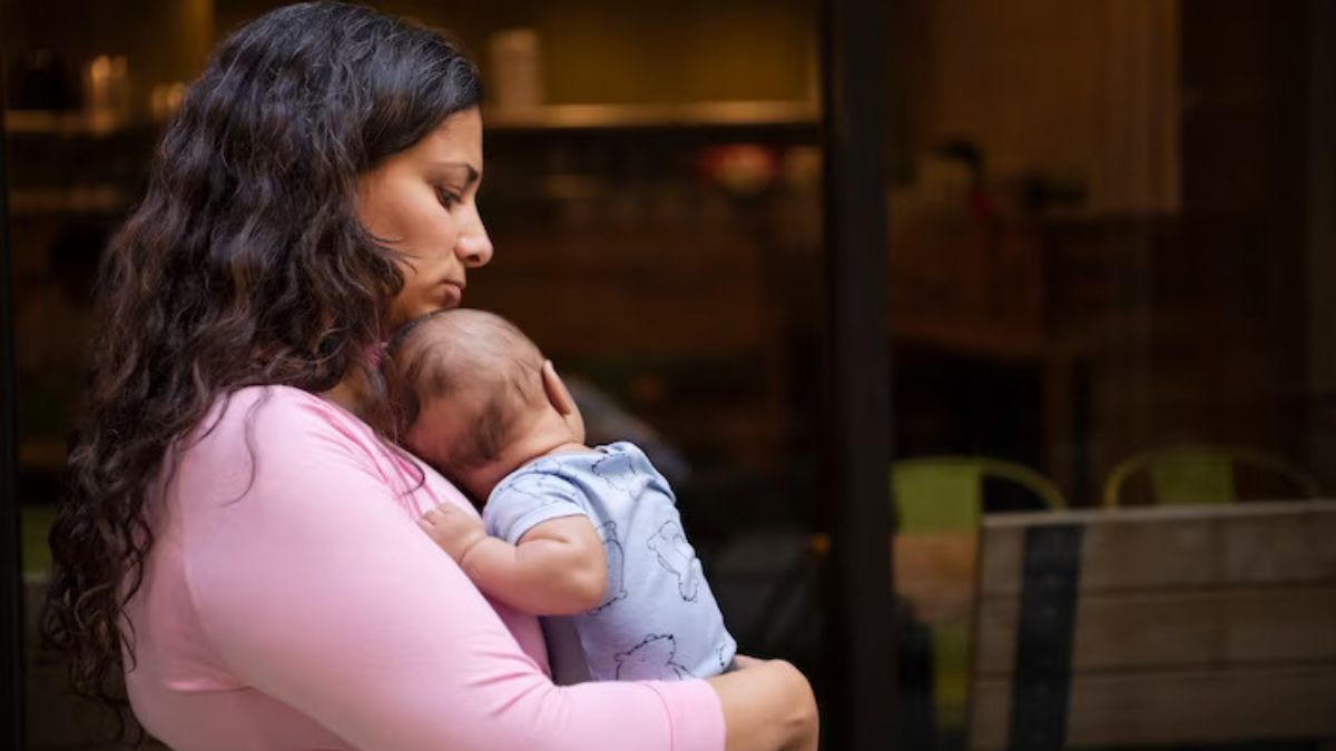 Postpartum Mood Swings (Baby Blues): What To Do About It - Boldsky.com