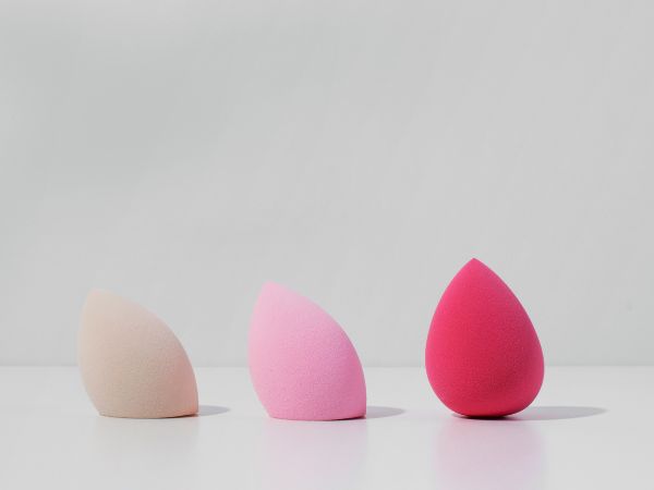 What Are The Benefits Of Freezing Your Beauty Blender? - Boldsky.com