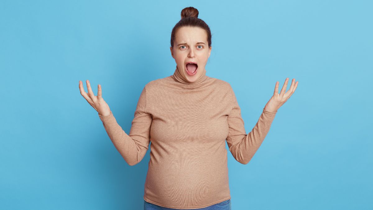 What Is Cryptic Pregnancy? Causes, Symptoms And Risk - Boldsky.com