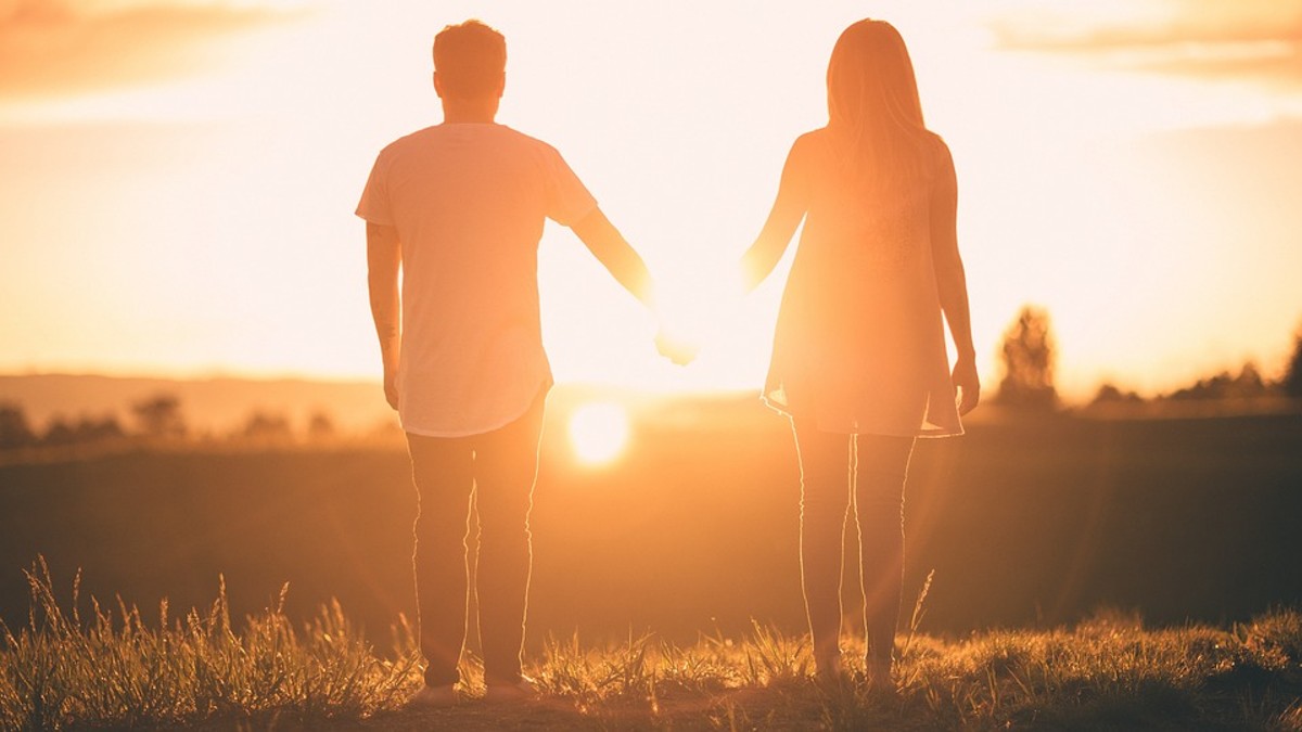 What Are The Signs Of An Emotionally Safe Relationship? - Boldsky.com