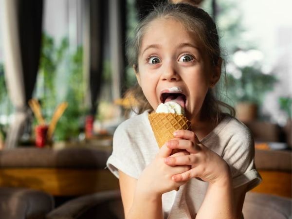Myths Vs Facts: Is It True That Sugar Makes Kids Hyper? - Boldsky.com