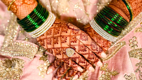 Preparing for a Stunning Pre-Wedding Photoshoot: A Guide for Indian Brides-to-Be - Boldsky.com