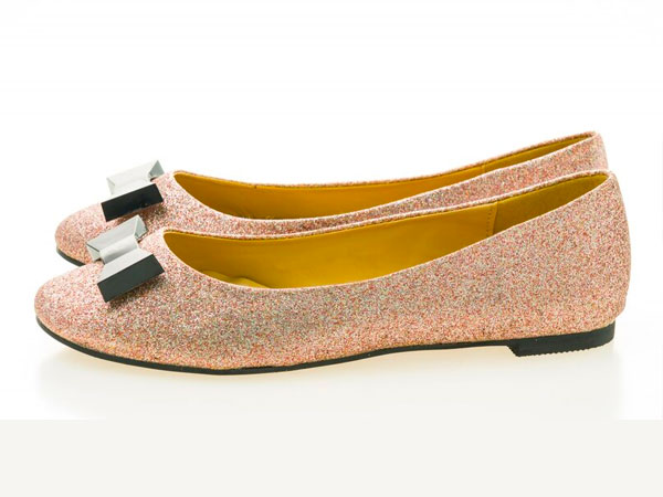 6 Types Of Shoes To Complement The Long Dresses - Boldsky.com