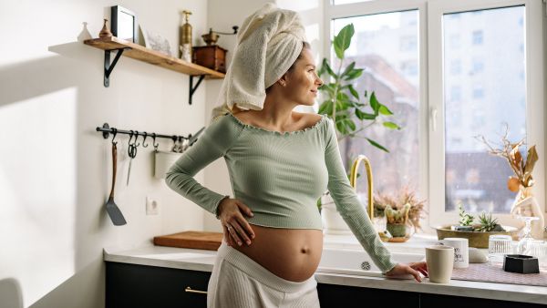 Myths vs Facts: Can Belly Shape In Pregnancy Predict Baby's Gender ...