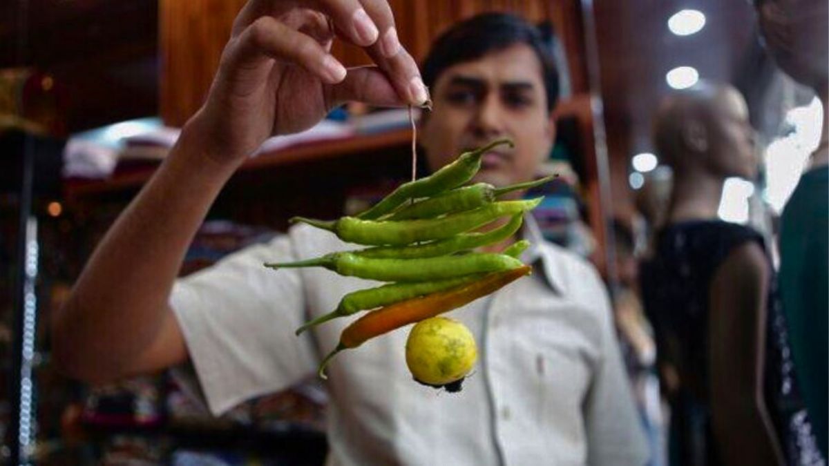 Myths vs Facts: Hanging Lemon And Chillis At The Entrance Wards Off ...