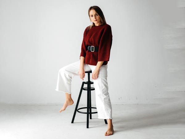 Minimalist Fashion - 6 Style Tips To Follow ‘Less Is More’ Lifestyle ...