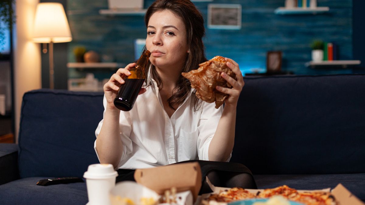 Depression And Junk Foods: What Is The Link? - Boldsky.com