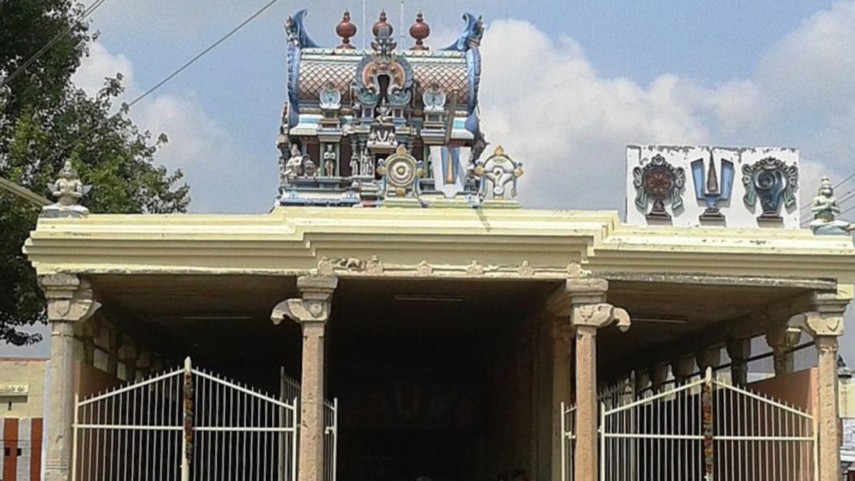 Nava Tirupathi, Venkatavaanan Perumal Temple (Perungulam): Where The ...