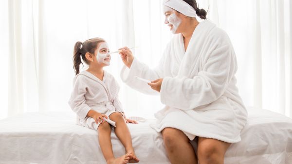 5 Safe And Fun DIY Face Packs For Kids: Try These Recipes Now - Boldsky.com