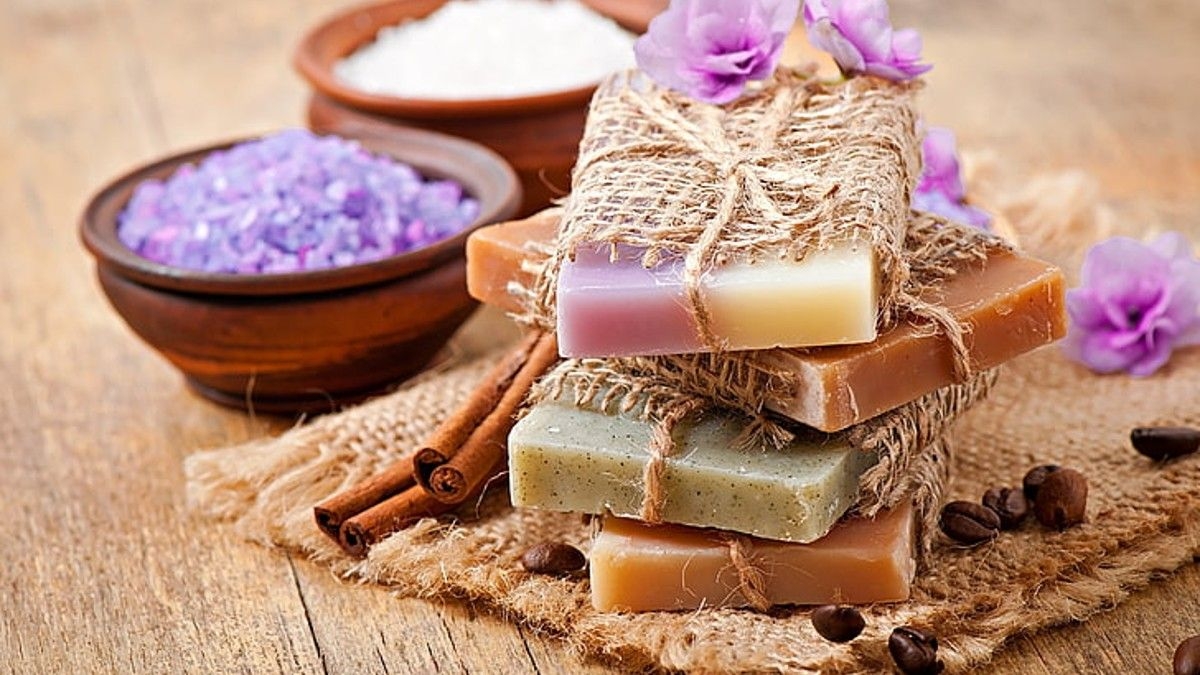 Understanding the Impact of Soap pH Levels on Skin Dryness - Boldsky.com