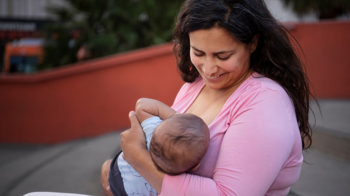 World Breastfeeding Week: Can You Follow The Keto Diet While Breastfeeding? - Boldsky.com