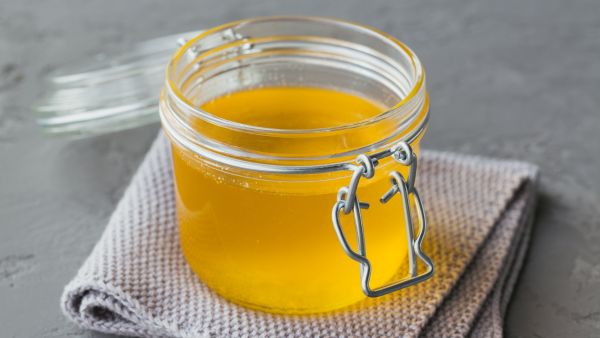 Ghee: How Much Can You Eat A Day? Who Should Avoid It? - Boldsky.com