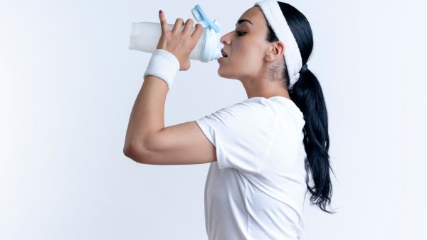 Top 5 Tips For Staying Hydrated Daily: How To Drink More Water ...