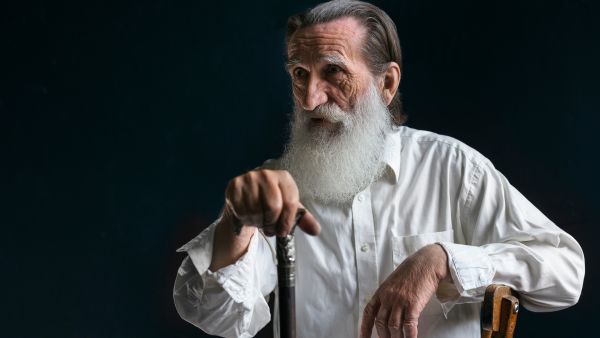 Understanding the Science Behind Aging and Ways to Slow it Down ...