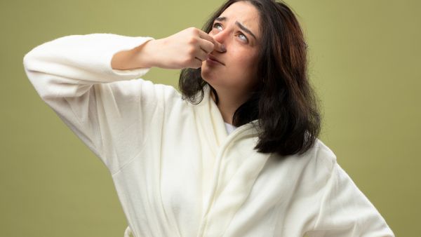 5 Spices To Naturally Combat Body Odour And Get Rid Of Sweat Smell ...