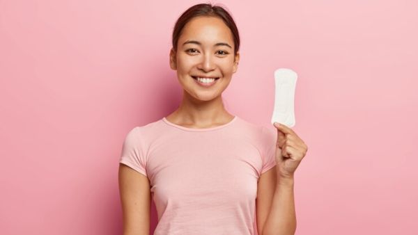 How Long Can You Wear A Sanitary Napkin? Side Effects, Tips, And More ...