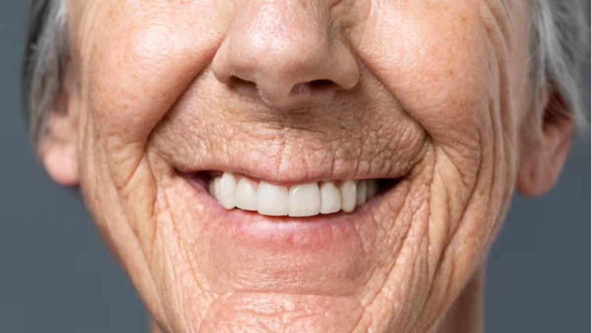 Teeth Problems That Elderly People Face And The Solutions - Boldsky.com