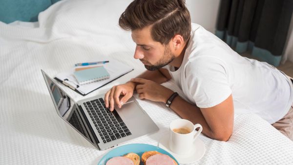 Unseen Hazards of Working From Bed: A Wake-up Call to Remote Workers ...