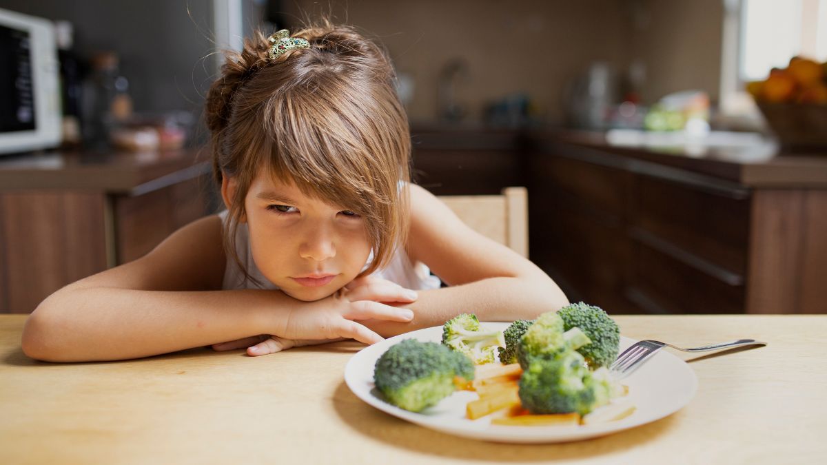 World Mental Health Day: Warning Signs Of Eating Disorders In Children ...