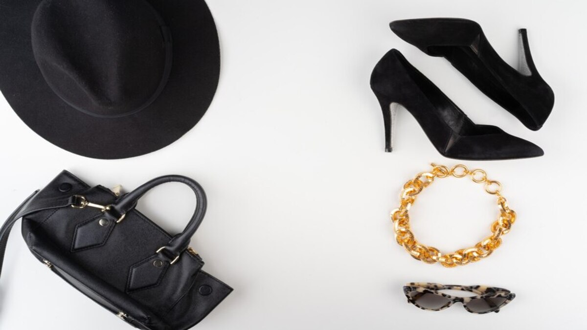 6 Must-Have Accessories To Style Your Outfits, Make a Statement With ...