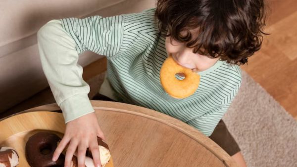 Are These Foods Triggering Heart Attack In Your Kid? - Boldsky.com