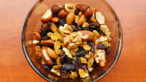 Hungry Before Dinner? Try These Healthy Snacks To Control Hunger ...