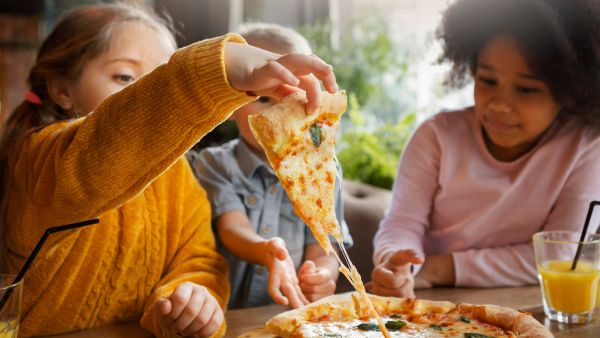 How To Teach Your Kid To Finish Their Meals, Always? 6 Essential ...
