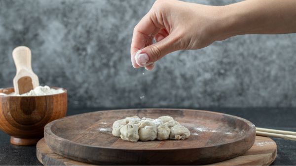 How To Make Japanese Delicacy Mochi At Home - Boldsky.com
