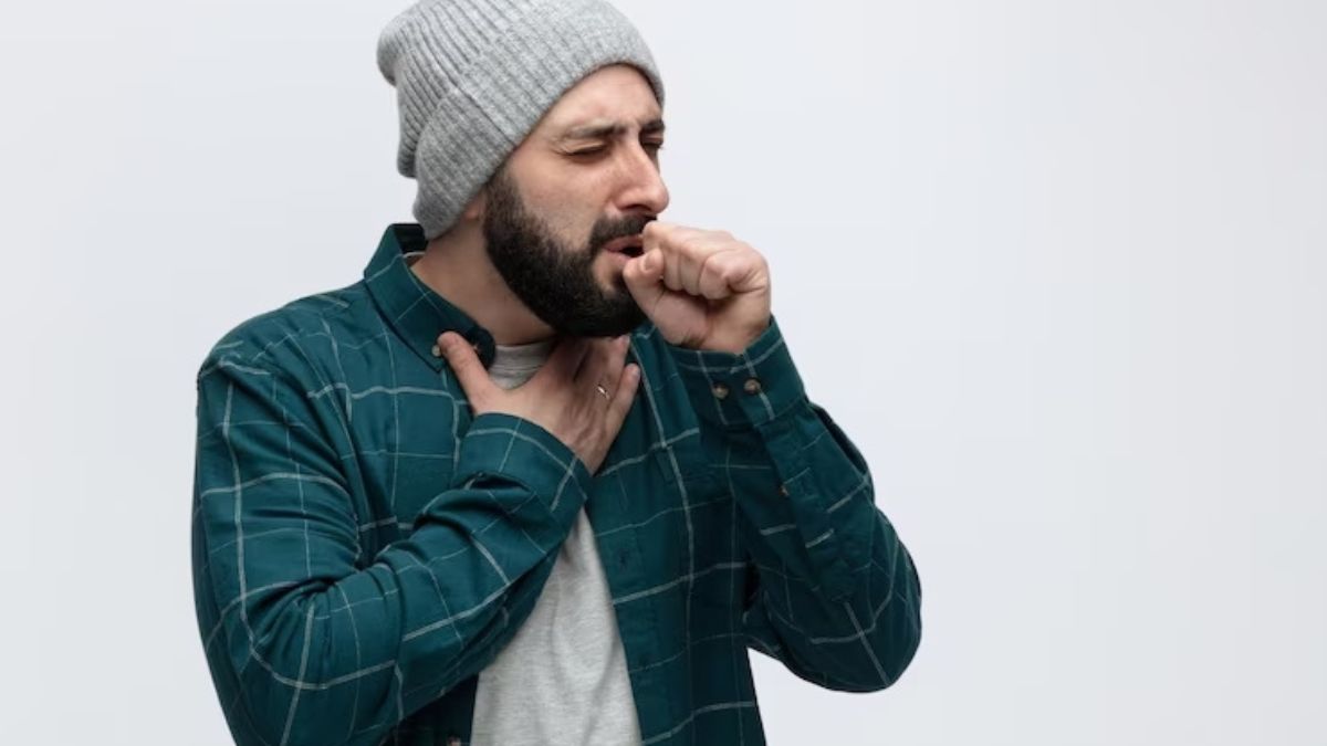 Lung Cancer Awareness Month: Early Signs Of Lung Cancer In Men ...