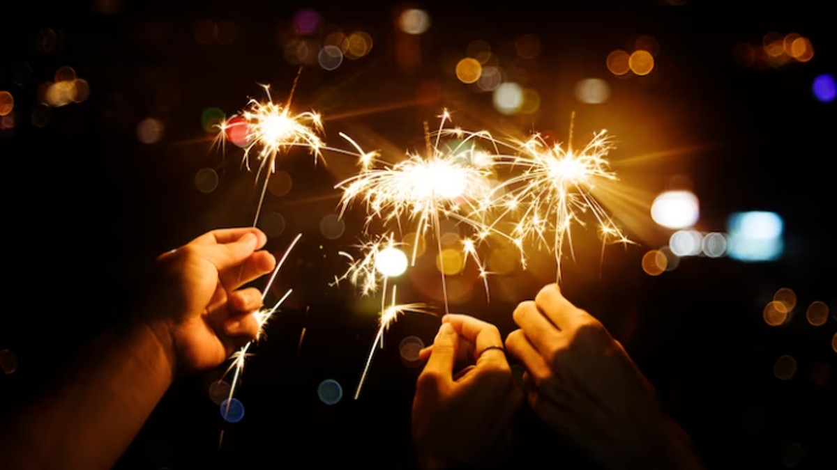 10 Strange New Year Traditions From Around The World That Will Make ...