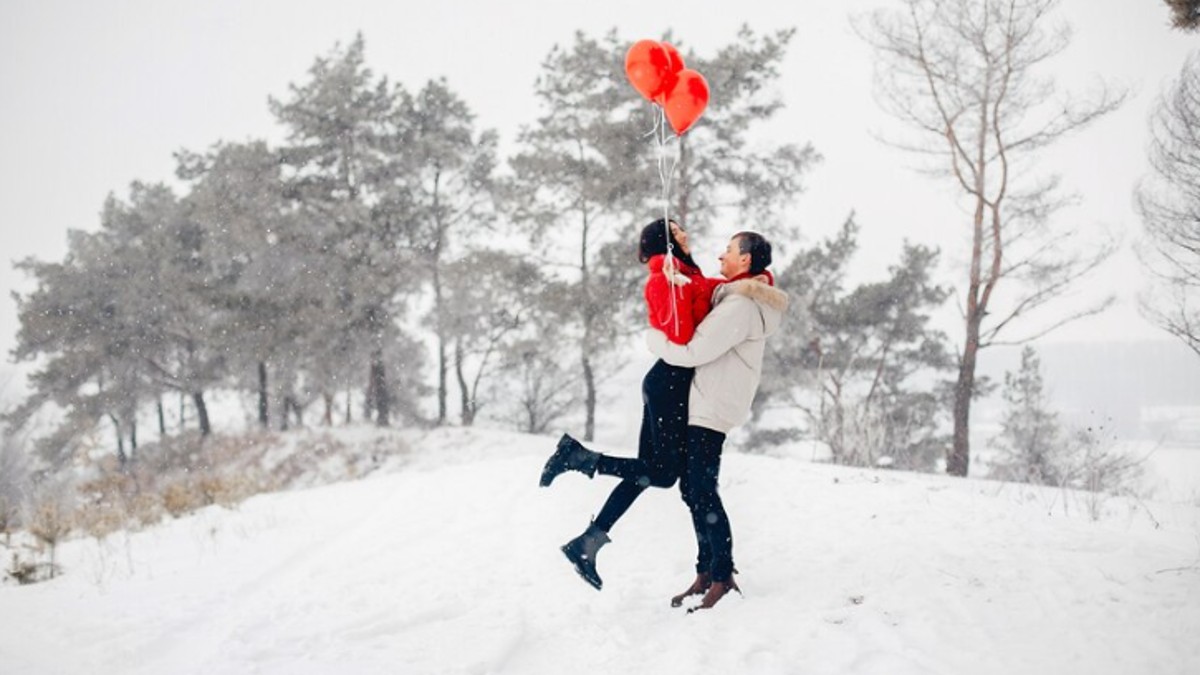 Winter Love Song List That Will Melt Frostiest Of Hearts In The Season ...