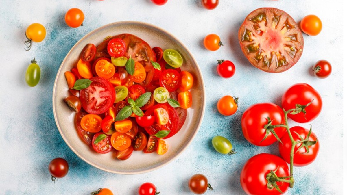 What Is The History Behind Calling Tomato As The 'Devil Fruit' ? Why ...