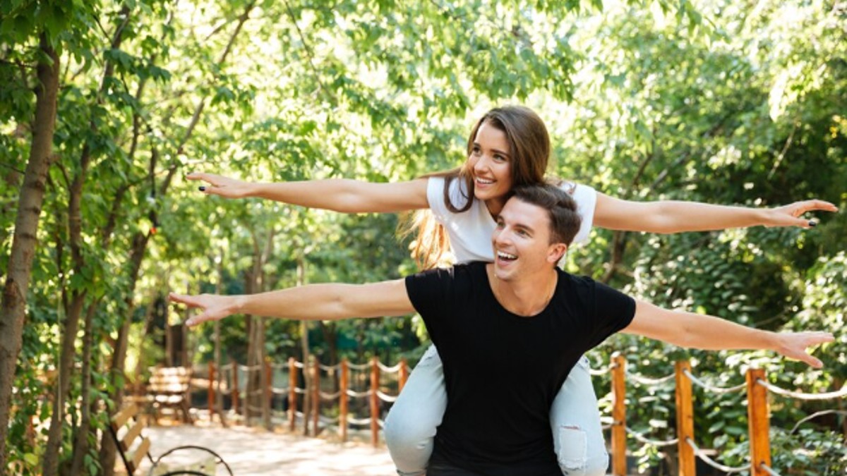 7 Reasons Why Relationships That Begin in Summer Shine Brightest And ...