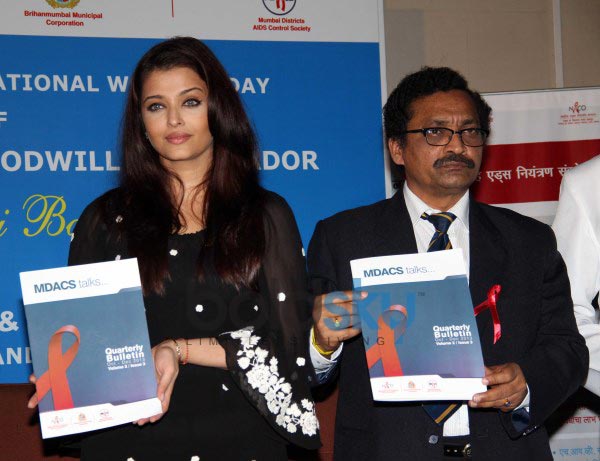 Aishwarya Rai leads UNAIDS mission on issues of women and HIV- Boldsky