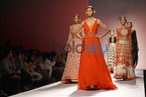 WIFW 2014 day 3 Pia Pauro show- Boldsky