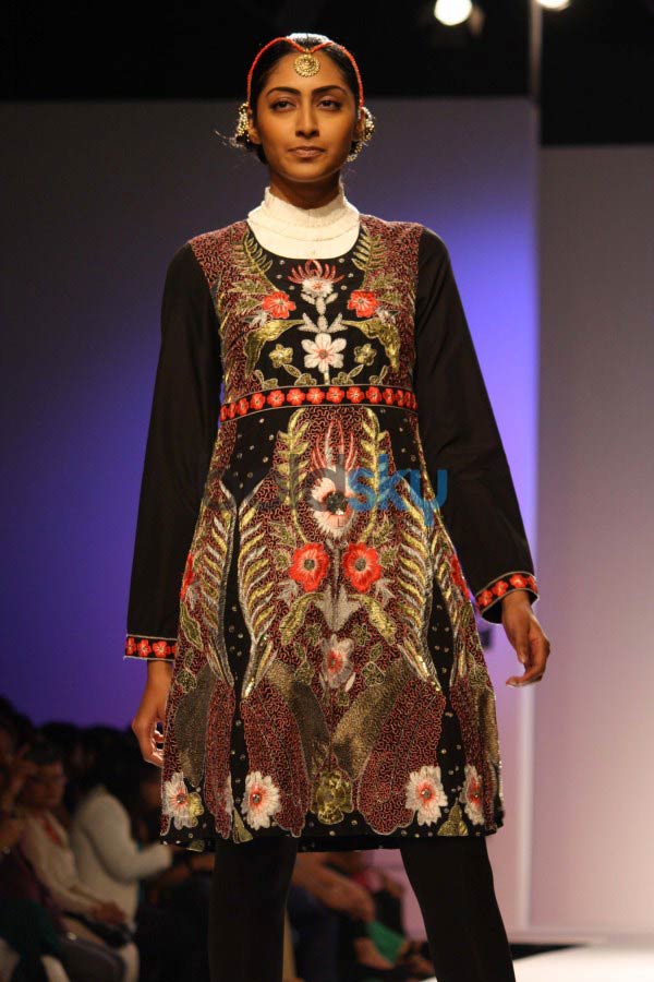 WIFW 2014 day 3 Pia Pauro show- Boldsky