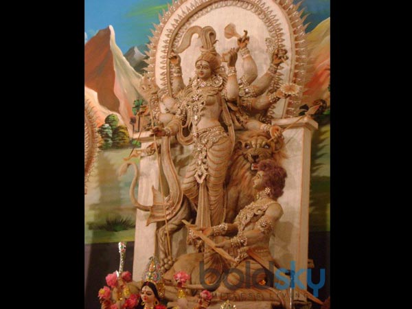 Symbolism Of Goddess Durga's Ten Hands- Boldsky
