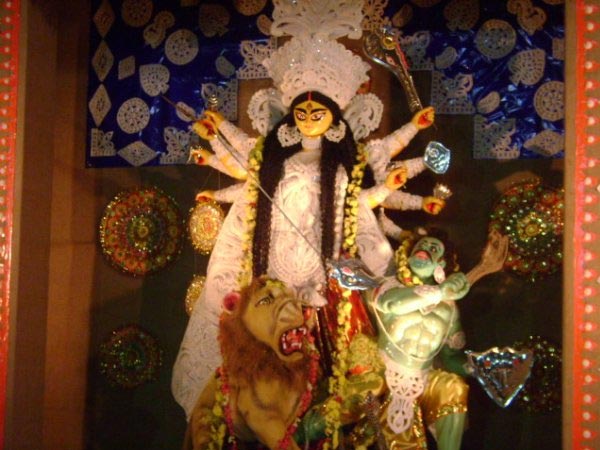 Symbolism Of Goddess Durga's Ten Hands- Boldsky