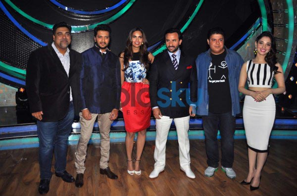 Humshakals cast at sets of DID Little Master- Boldsky