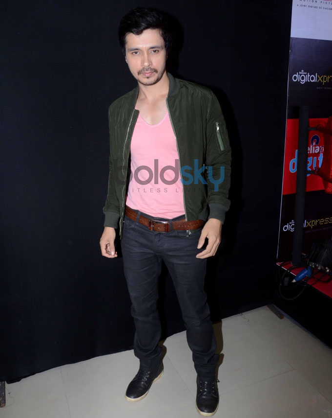 Priyanka Chopra and Darshan Kumar Promote Mary Kom- Boldsky