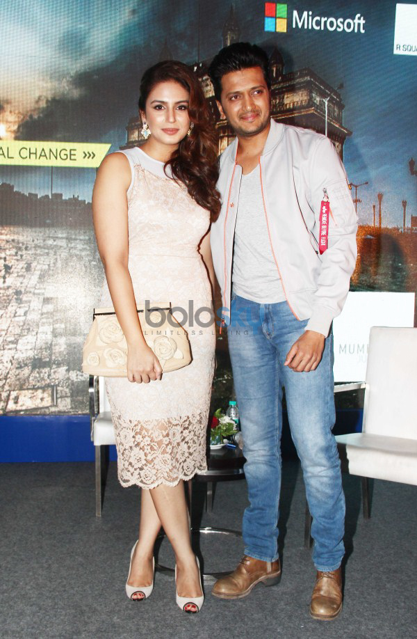 Huma Qureshi And Ritesh Deshmukh At Microsoft's Social Media Week- Boldsky