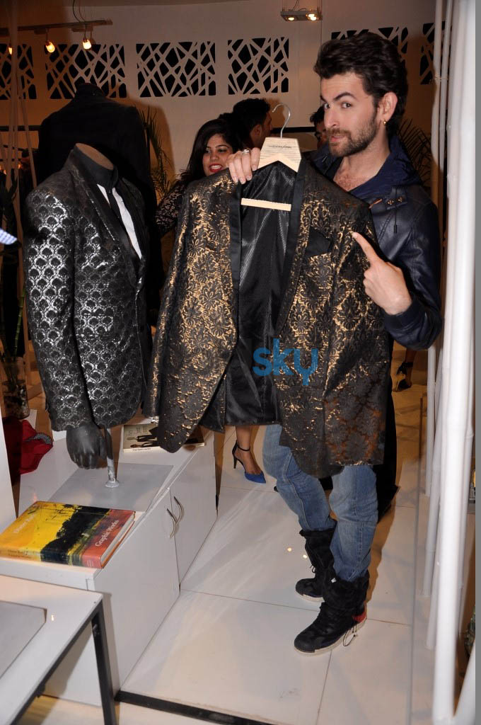 Launch Of Fashion Designer Narendra kumar's New Flagship Store- Boldsky