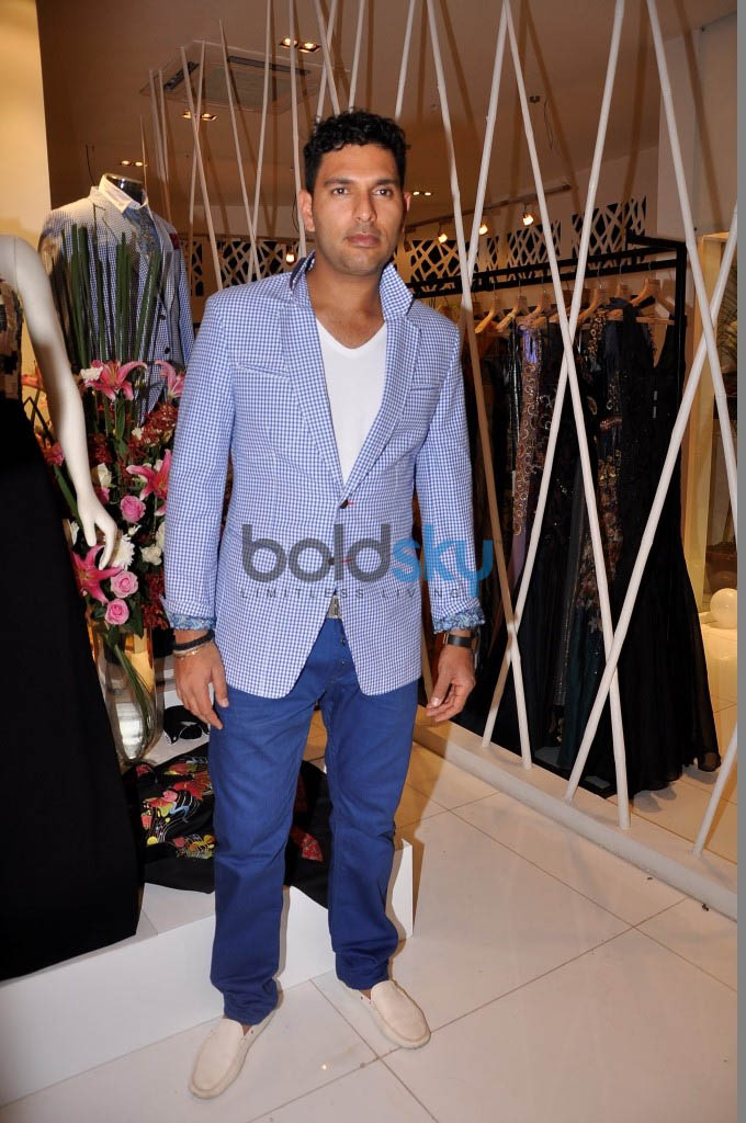 Launch Of Fashion Designer Narendra kumar's New Flagship Store- Boldsky
