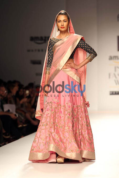 Designer Ashish, Viral And Vikrant Show At AIFW- Boldsky