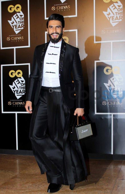 Ranveer Singh's Style Is Always Offbeat- Boldsky