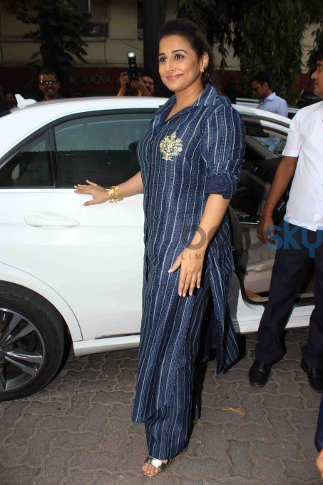 Vidya Balan Unveils Society Magazine- Boldsky