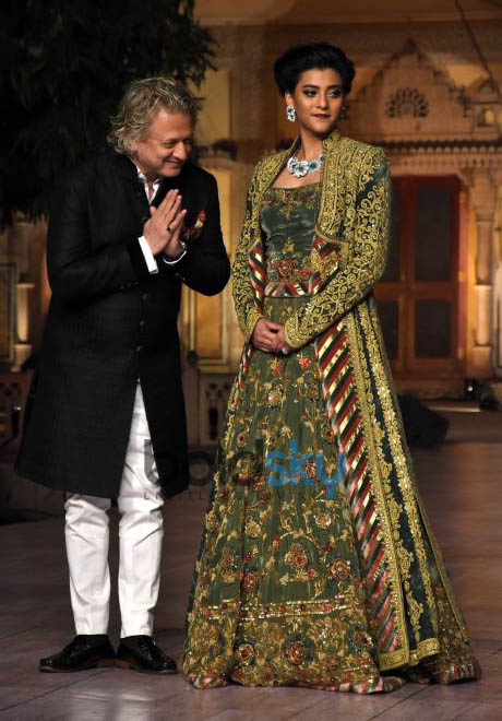 Rohit Bal Couture Show, In Jaipur- Boldsky