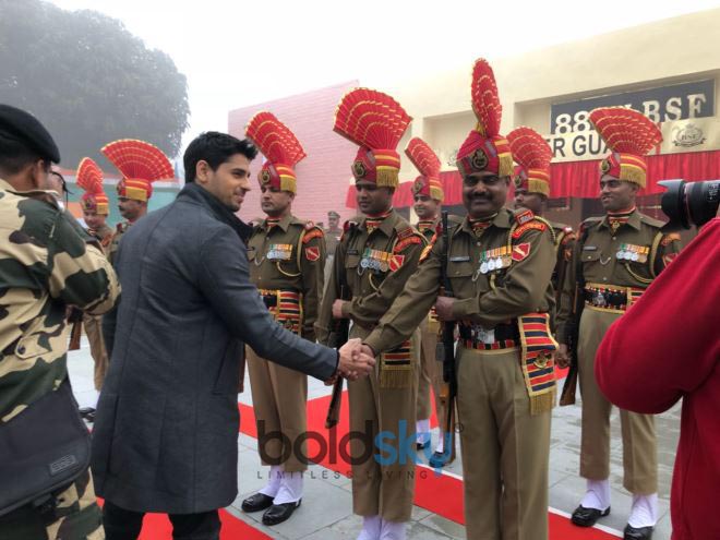 Siddharth Malhotra And Caste Of “Aiyaary” Celebrates Republic Day At ...