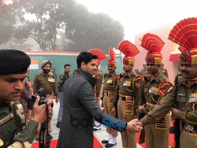 Siddharth Malhotra And Caste Of “Aiyaary” Celebrates Republic Day At ...